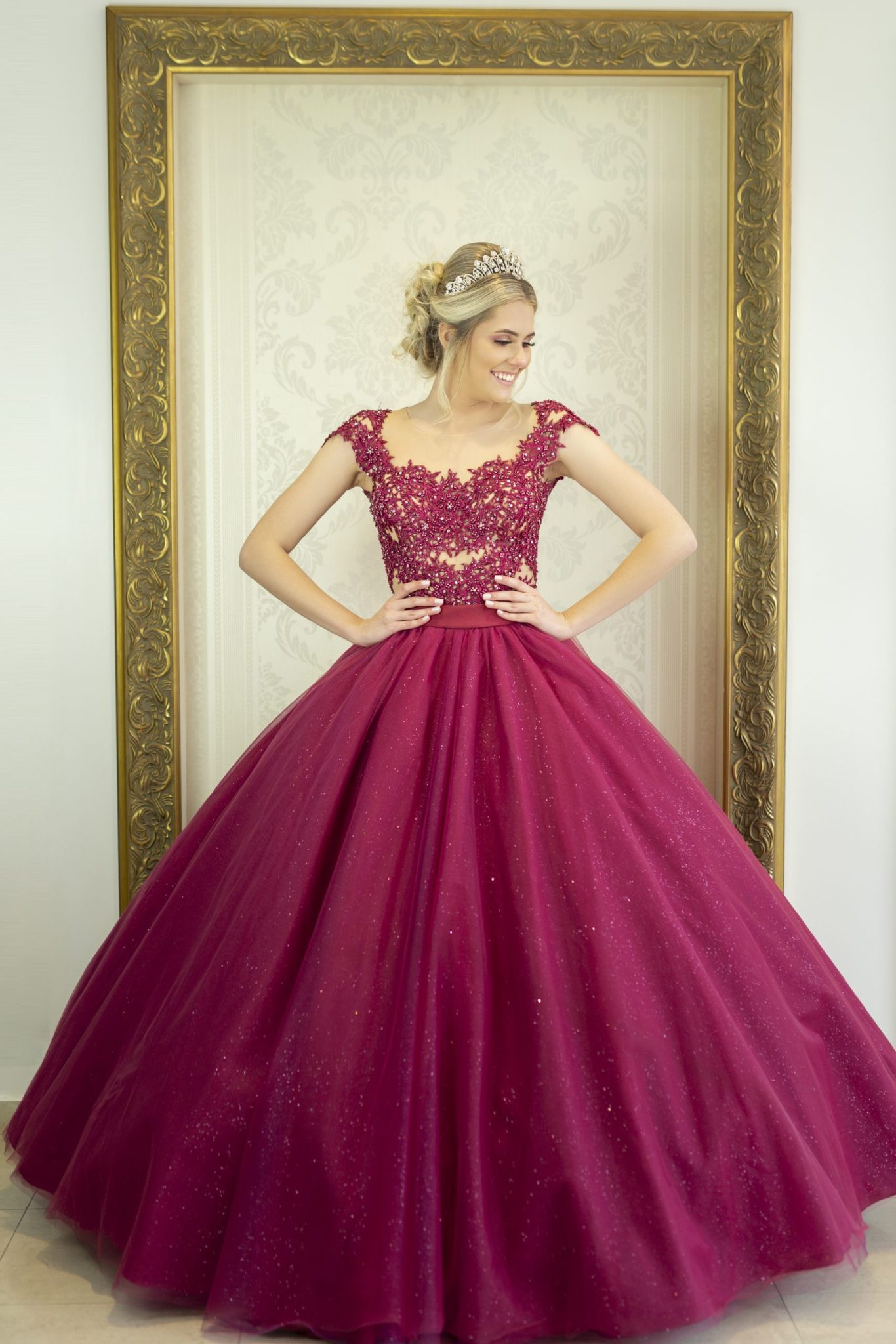 VESTIDO DE DEBUTANTE PRINCESA ROSA COM RENDA BORDADA E STRASS – Maximus ...