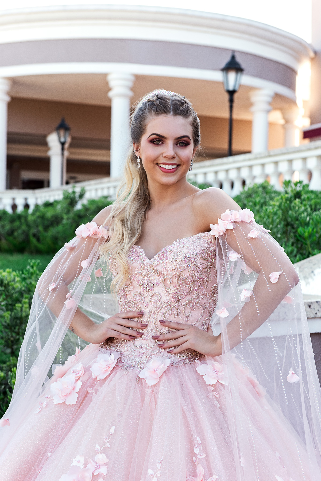 VESTIDO DEBUTANTE ROSA CLARO COM CAPA – Maximus Atelier
